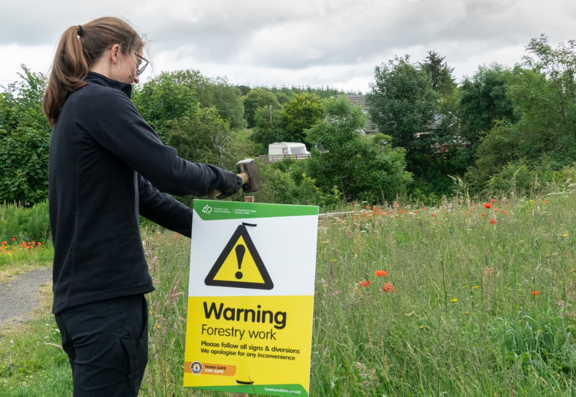 Forest visitors urged to follow safety signage | Forestry and Land Scotland